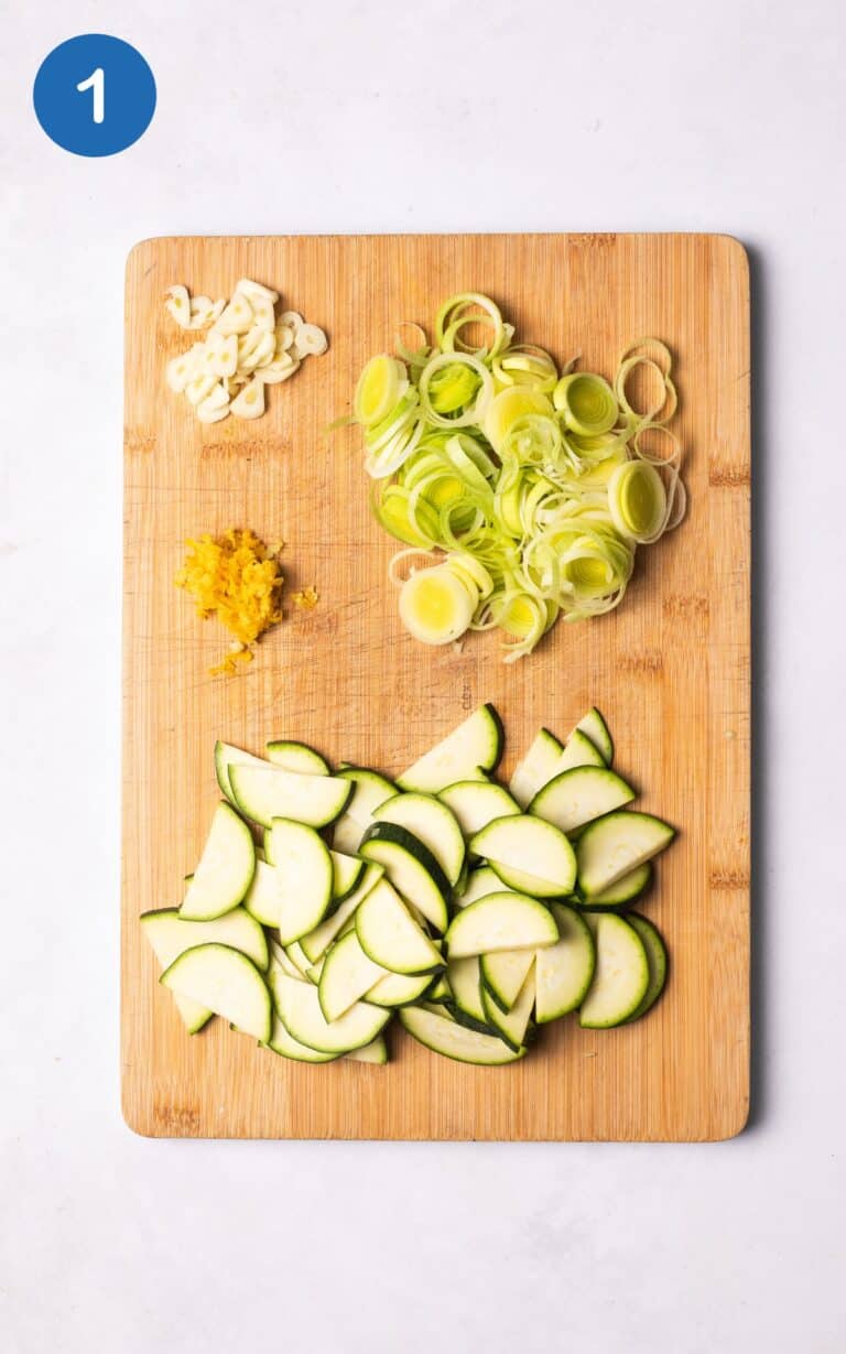 Easy Courgette Pasta (5 ingredients) - Healthy Living James